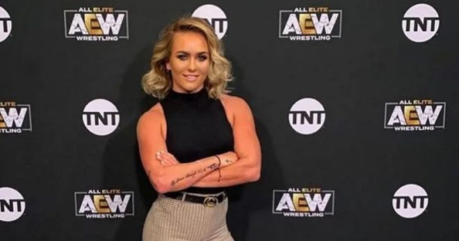 Sadie Gibbs Reveals She Is Engaged