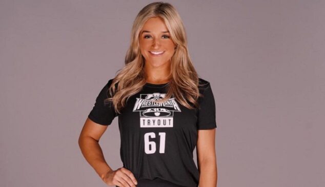 Former NFL Cheerleader Begins Training With WWE: "Time To Bring A Lil ...