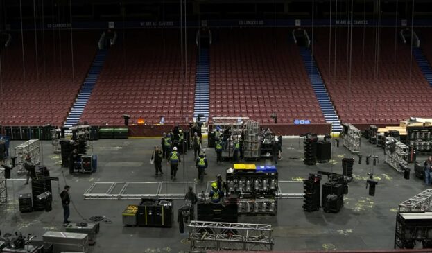 WWE Streams Double Cage Live Build For Tonight's WarGames Matches At ...
