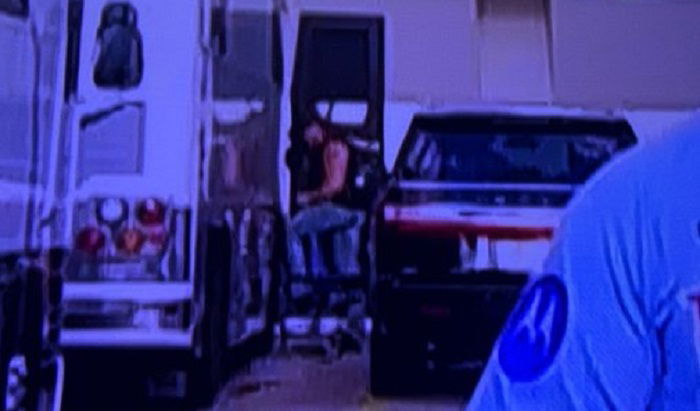 Spoiler Video & Photos: Brock Lesnar Spotted In Background During CM ...