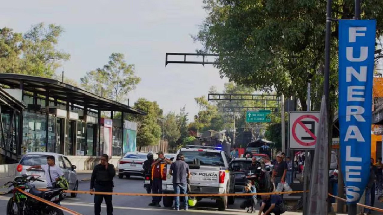 Lucha Libre Wrestler Tempo Passes Away After Tragic Hit-And-Run ...